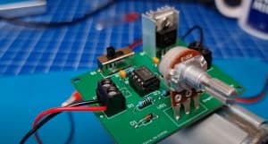 Motor Speed Controller Tutorial - The Engineering Mindset